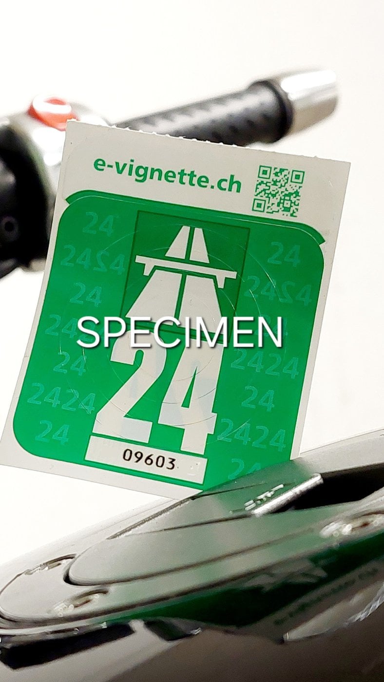 Die neue Autobahn-Vignette: immer ab 1. Dezember erhältlich - moto.ch Die neue Autobahn-Vignette: immer ab 1. Dezember erhältlich - moto.ch